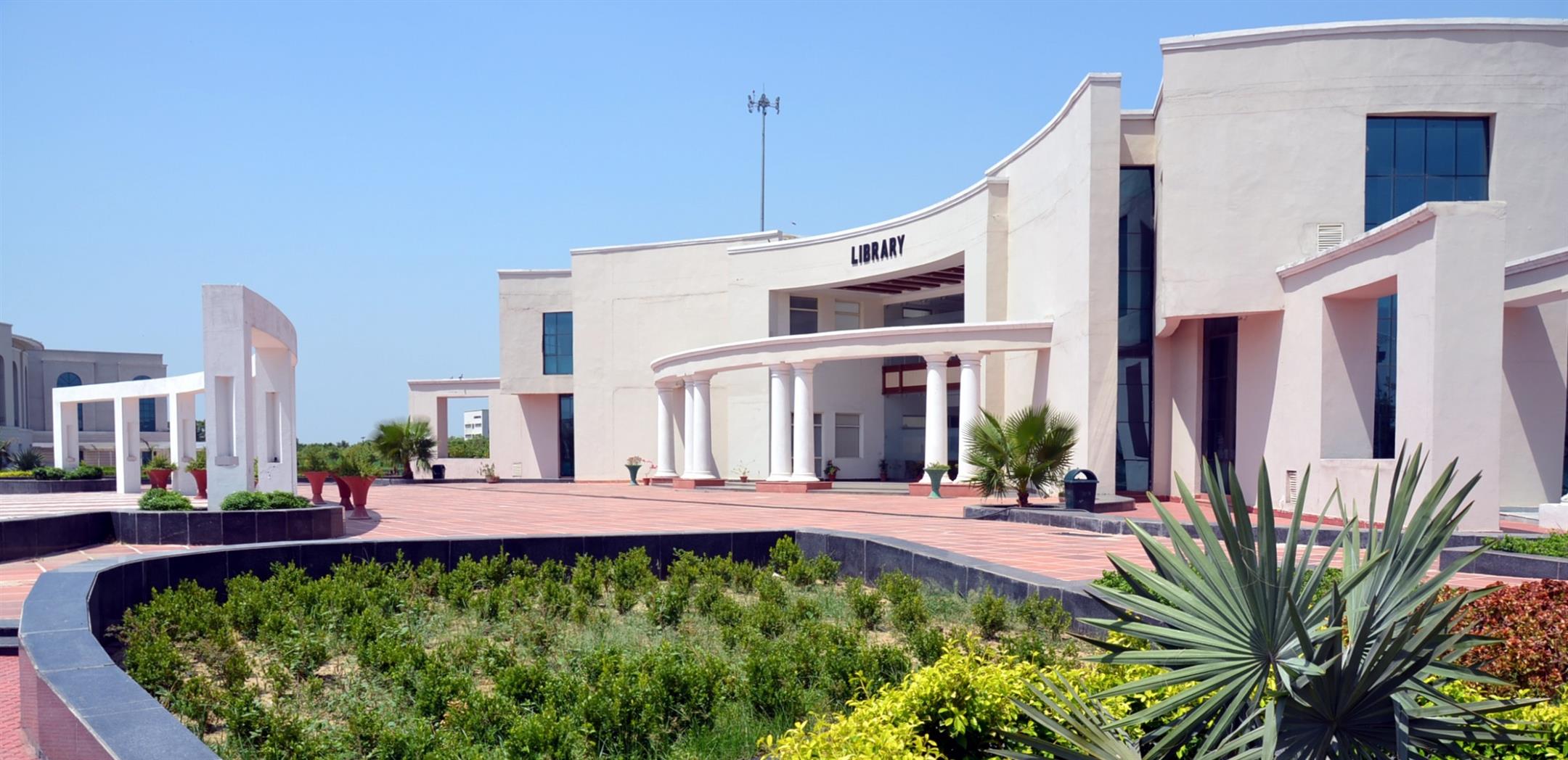 Welcome to Rajiv Gandhi National University of Law Punjab Welcome to ...